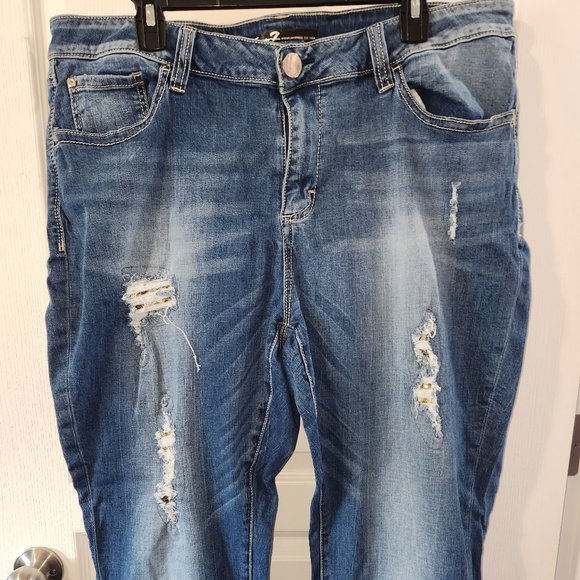 Seven7 | Pants & Jumpsuits | Seven Brand Jeans With Gold Sequins Behind ...